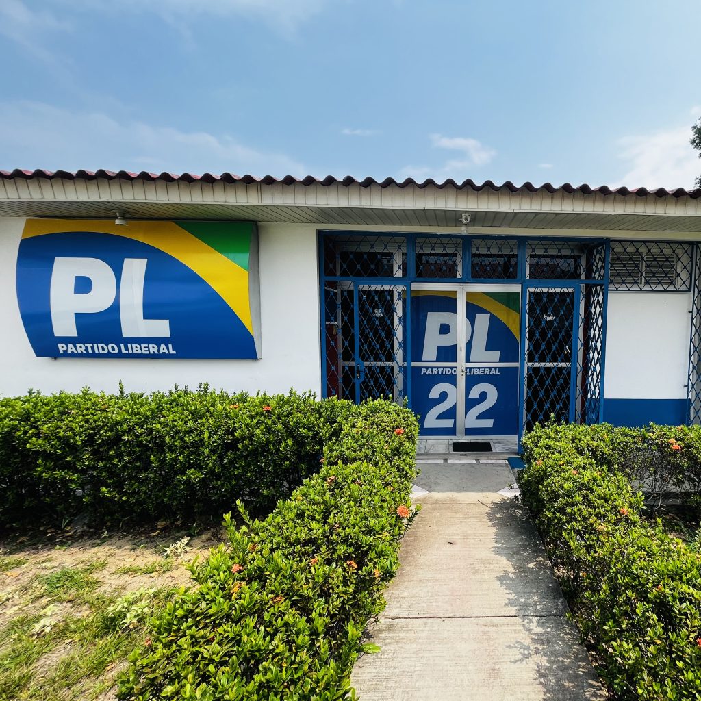 Vândalo rouba objetos da sede do PL em Manaus - Expresso AM